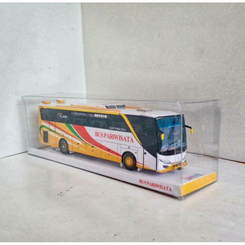 Jual Miniatur Bus Kertas Pariwisata, Skala 50, Pakai kotak plastik mika ...