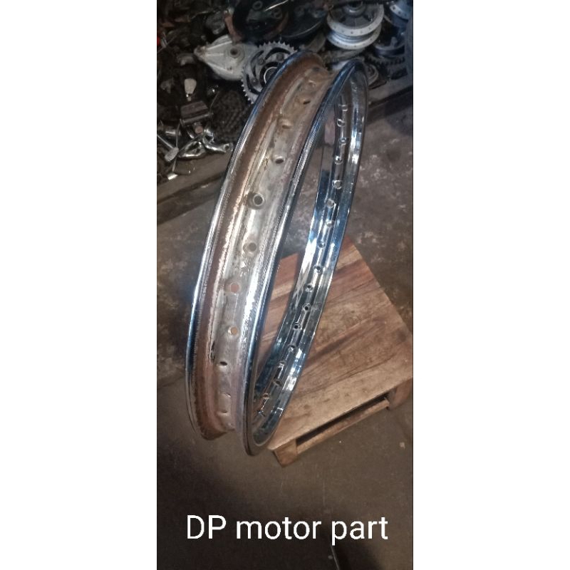 Jual velg besi R17/160 original lepasan motor | Shopee Indonesia