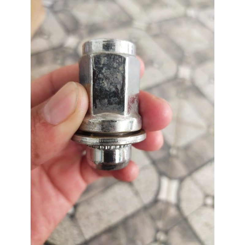 Jual baut velg khusus toyota second 16pcs | Shopee Indonesia