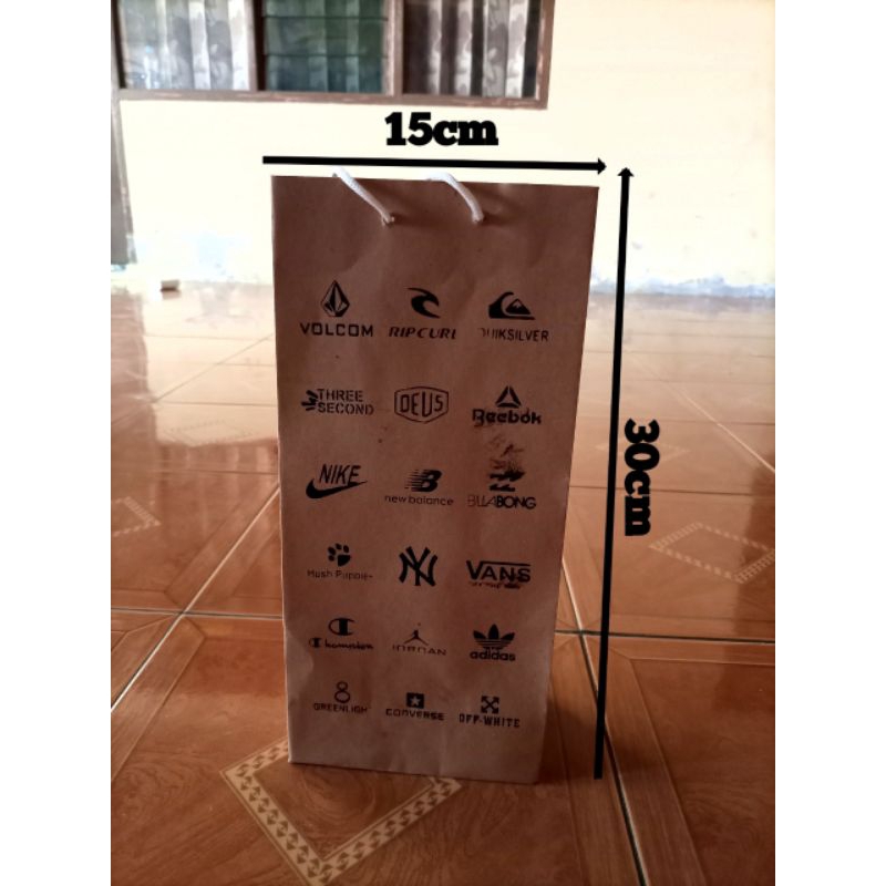 Jual PAPERBAG UK.15X30CM ( BISA CUSTOM/POLOSAN) | Shopee Indonesia