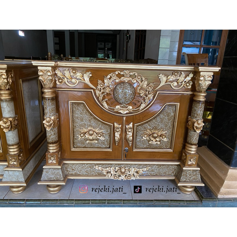 Jual Buffet tv atau Buffet Minimalis Bulan (Ukir And Classic) | Shopee ...