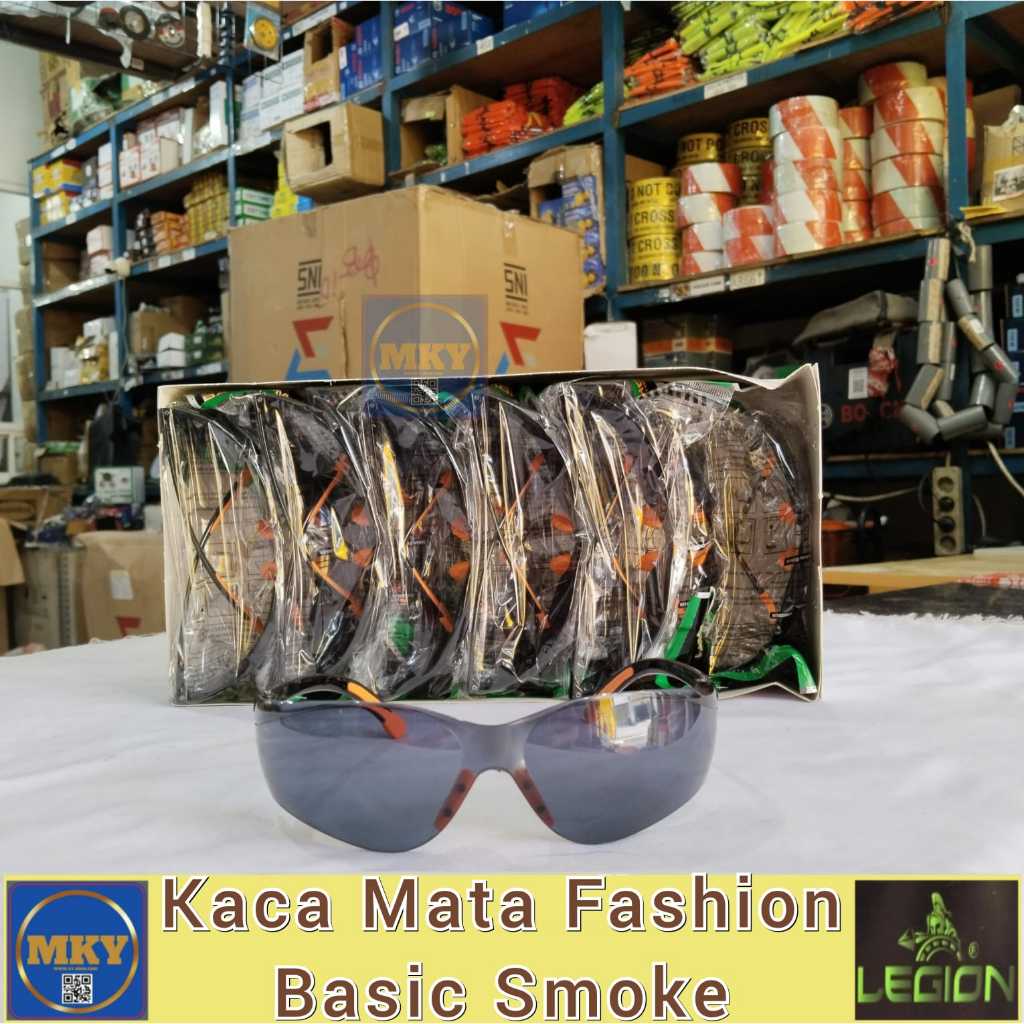 Jual Kacamata Safety goggles smoke / Kaca mata hitam safety basic smoke ...