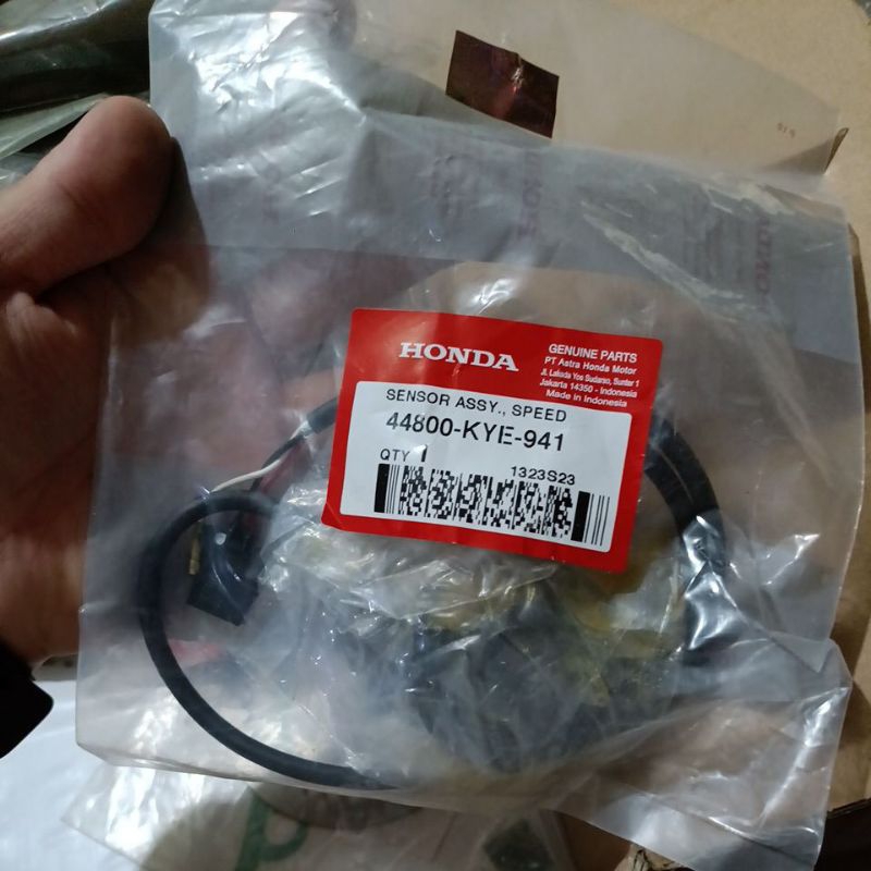 Jual 44800 KYE 941 SENSOR ASSY SPEEDOMETER GEARBOX NEW MEGAPRO FI ...