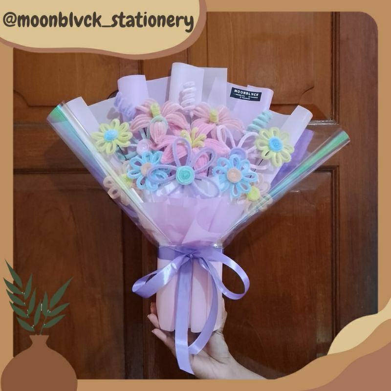 Jual Bucket Bunga Pipe Cleaner Besar Buket Kawat Bulu Bouquet Hadiah ...