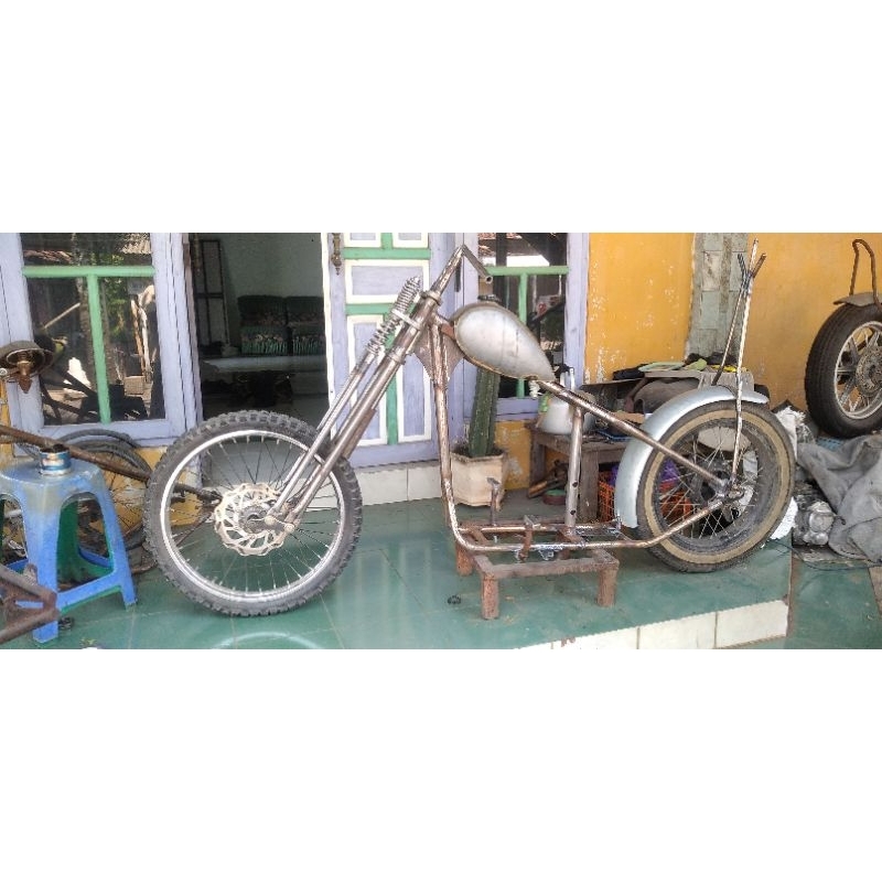 Jual rangka Chopper rigid pnp Scorpio tanpa roda | Shopee Indonesia