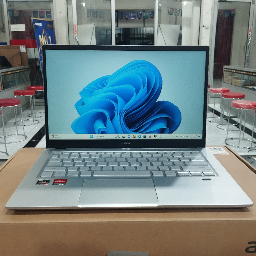 Jual Laptop Ace Swift 3 Ryzen 5 RAM 16GB SSD 512GB Windwows 11 Layar 14 ...
