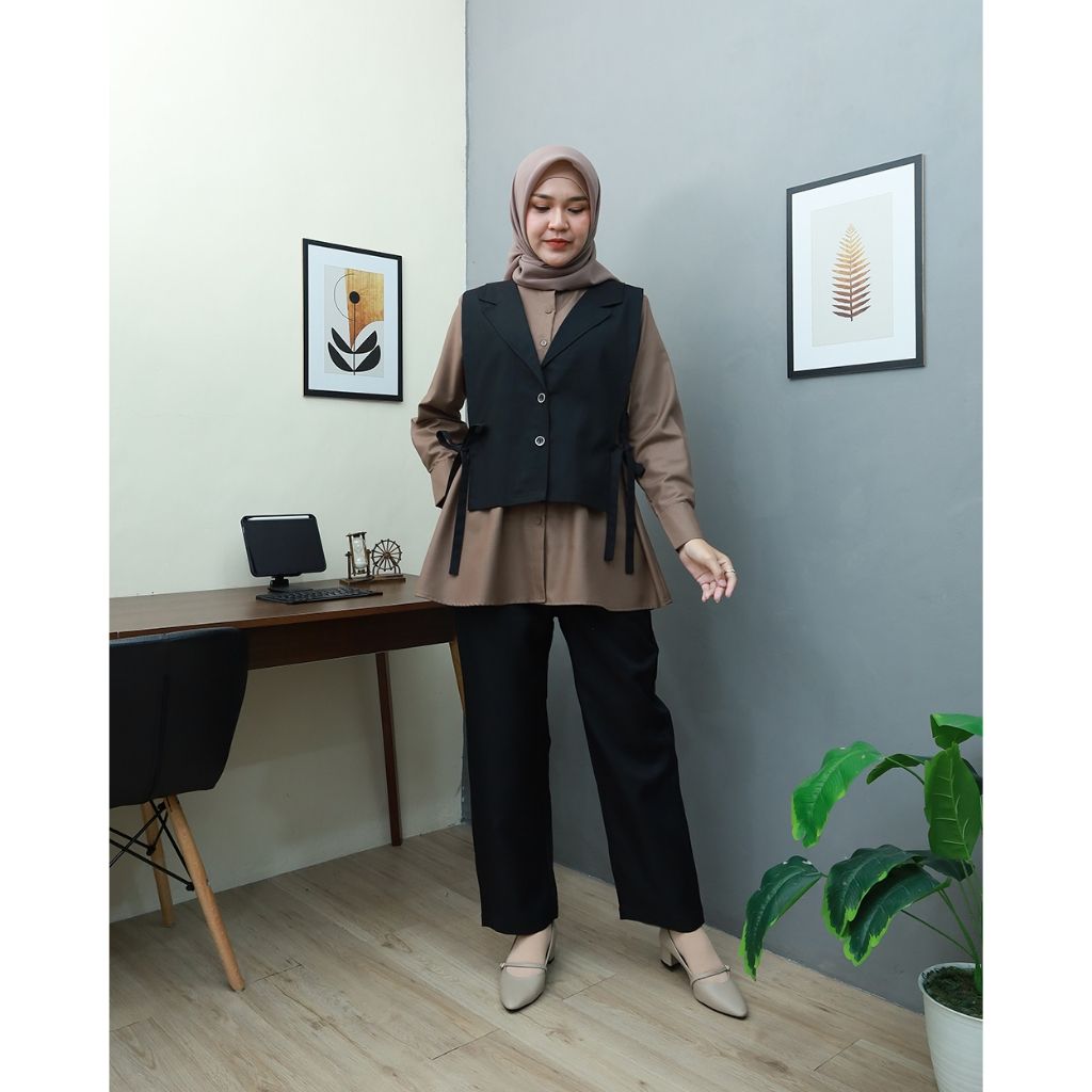 Jual GITA Blouse - Pakaian Wanita Terbaru by myHMi | Shopee Indonesia