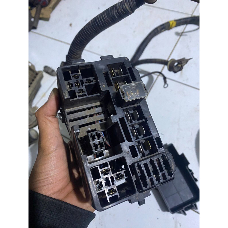 Jual box sikring depan dohc timor copotan | Shopee Indonesia