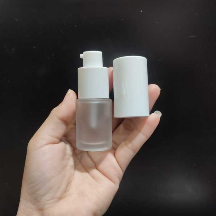 Jual Botol pump 15ml Botol Kaca Frosted Buram Botol Lotion Botol Kaca ... Jual Botol pump 15ml Botol Kaca Frosted Buram Botol Lotion Botol Kaca ...