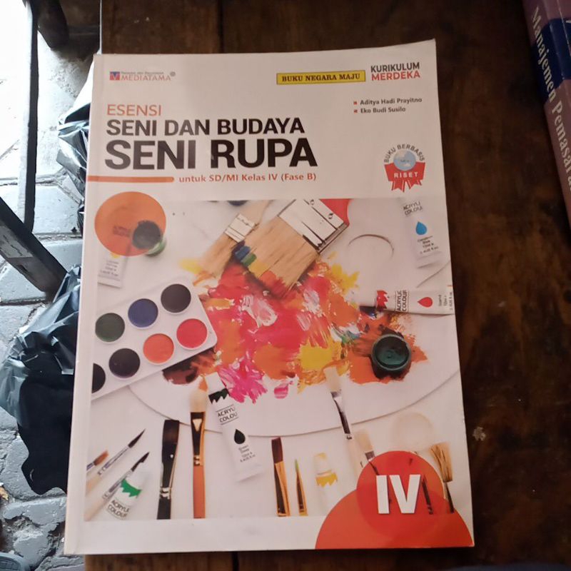 Jual Buku ESENSI SENI DAN BUDAYA SENI RUPA untuk SD/MI Kelas IV (Fase B ...