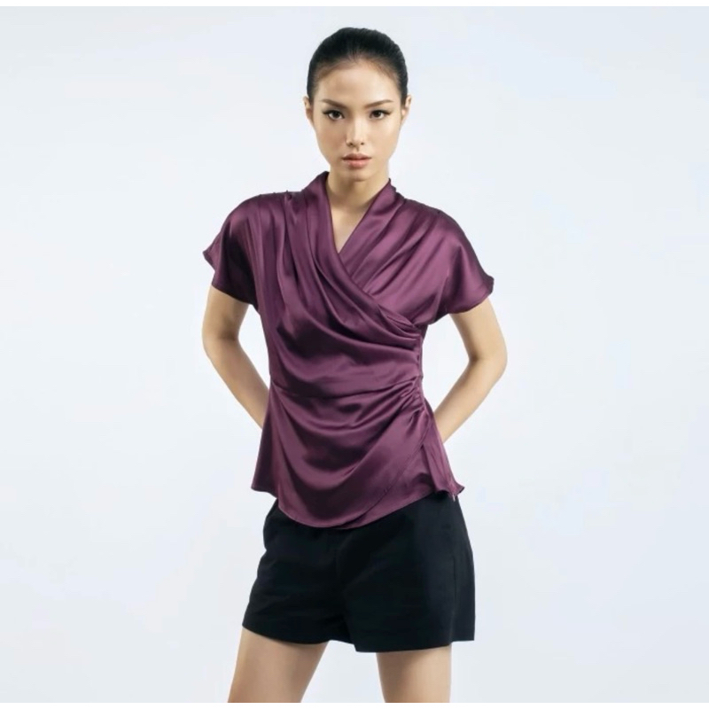 Jual JOIA DRAPERY TOP MUKU x Elizabeth Zenifer | Shopee Indonesia