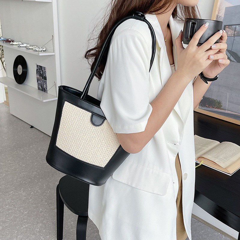 Jual Little Maple - Ubud Aesthetic Korean Hand Bag / Tas Korea Estetik ...