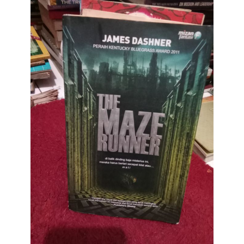 Jual novel the maze runner by James Dashner | Shopee Indonesia