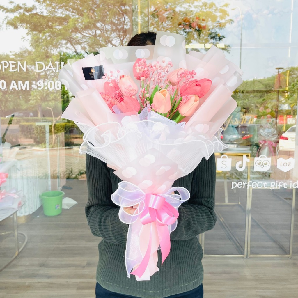 Jual BUKET BUNGA TULIP ARTIFICIAL ROMANTIS / HADIAH BUKET BUNGA ULANG ...