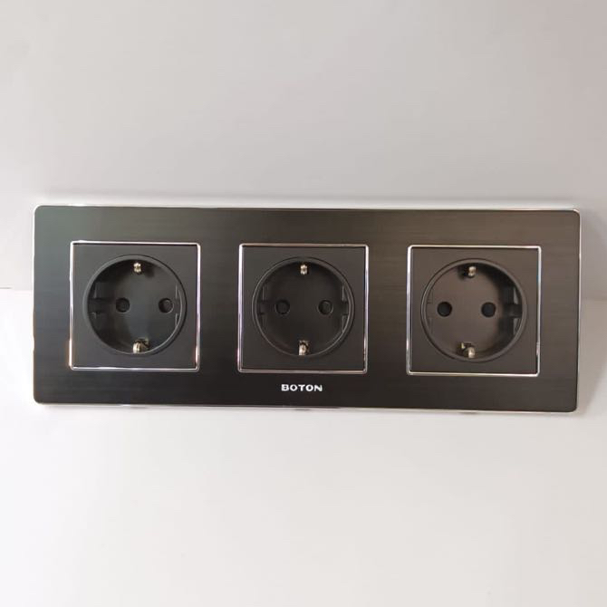 Jual BOTON BLACK STOP KONTAK + STOP KONTAK + STOP KONTAK 3 GANG HITAM ...