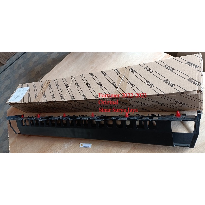 Jual Absorber Plastik Bumper Depan Fortuner 2022-2023 Original 52601 ...