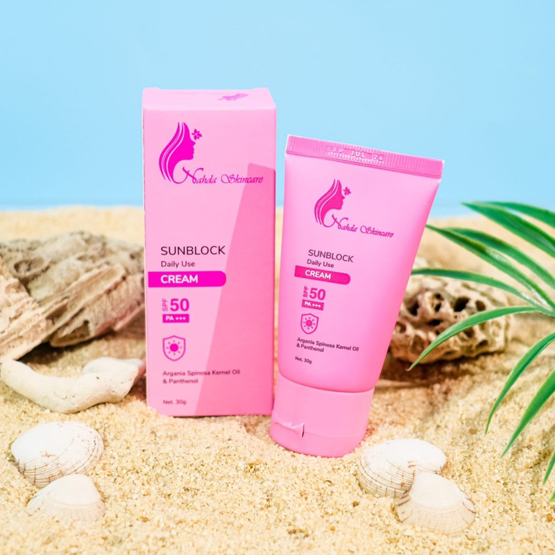 Jual Sunblock daily use cream SPF 50PA +++ by Nahda Skincare | Shopee ...