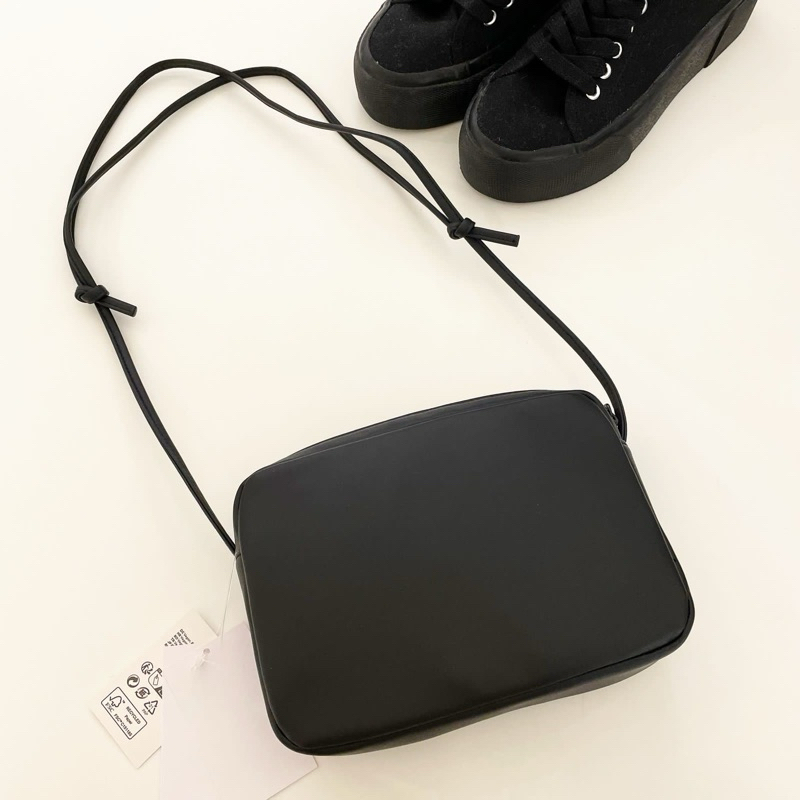 Jual HnM Sling Bag/ Shoulder Bag | Shopee Indonesia