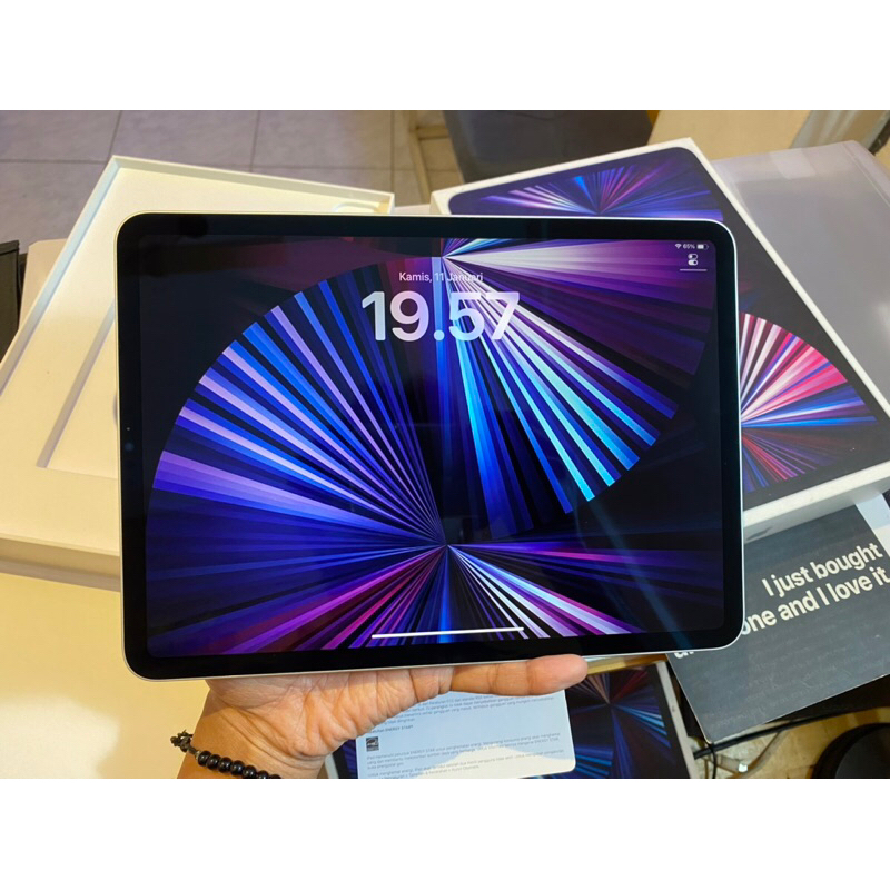 Jual iPad Pro M1 11-inch (2021) Silver 128GB WiFi Resmi iBox | Shopee ...