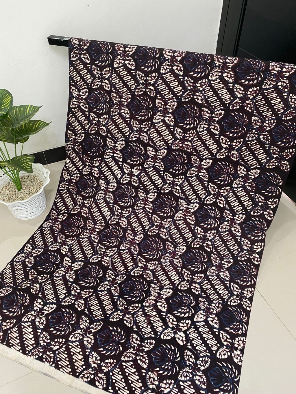 Jual Kain Batik SOLO (Batik Cap Jogjaan Limited) motif ceplok parang ...