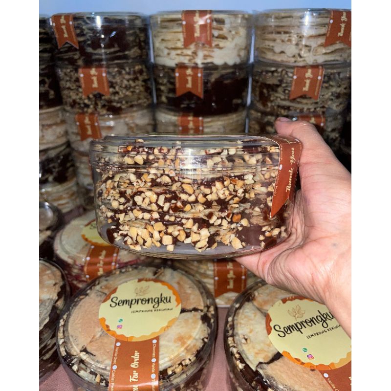 Jual semprongku crepes. cemilan viral. crepes mini. kemasan toples ...