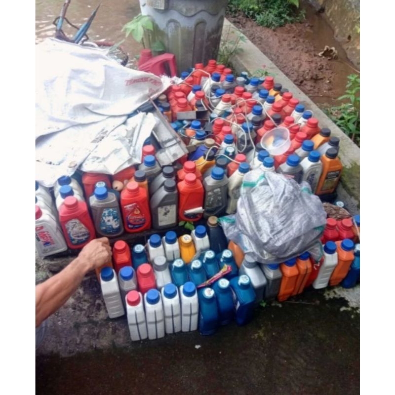 Jual OLI BEKAS 1 BOTOL | Shopee Indonesia