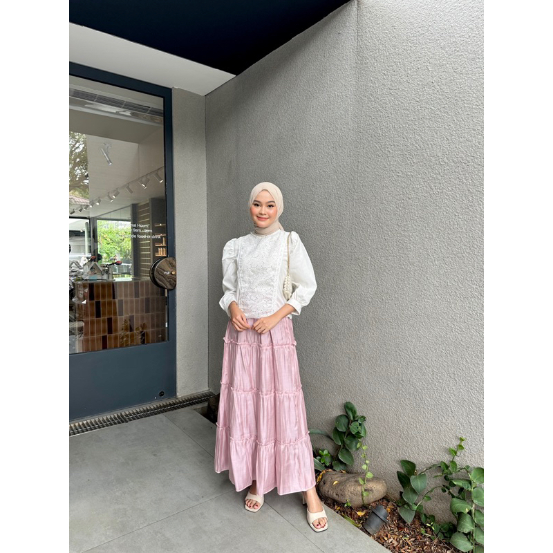 Jual Lora shimmer Skirt / ROK SHIMMER - DEZHAF | Shopee Indonesia