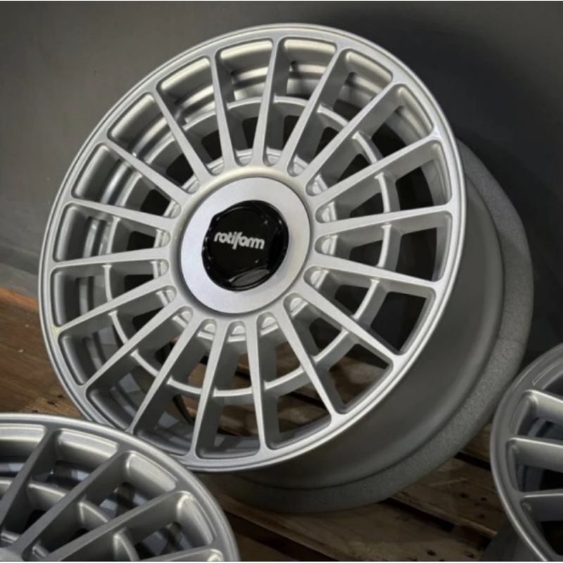 Jual Velg Original Rotiform LASR Ring 19. New Old Stock. Lebar 8.5. Et ...