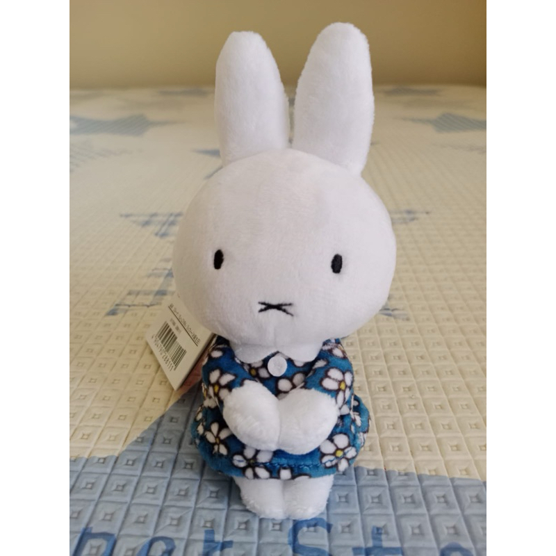 Jual [New] Miffy Blue Flower T-ARTS Chokkori-san Takara Tomy New tag | Shopee Indonesia