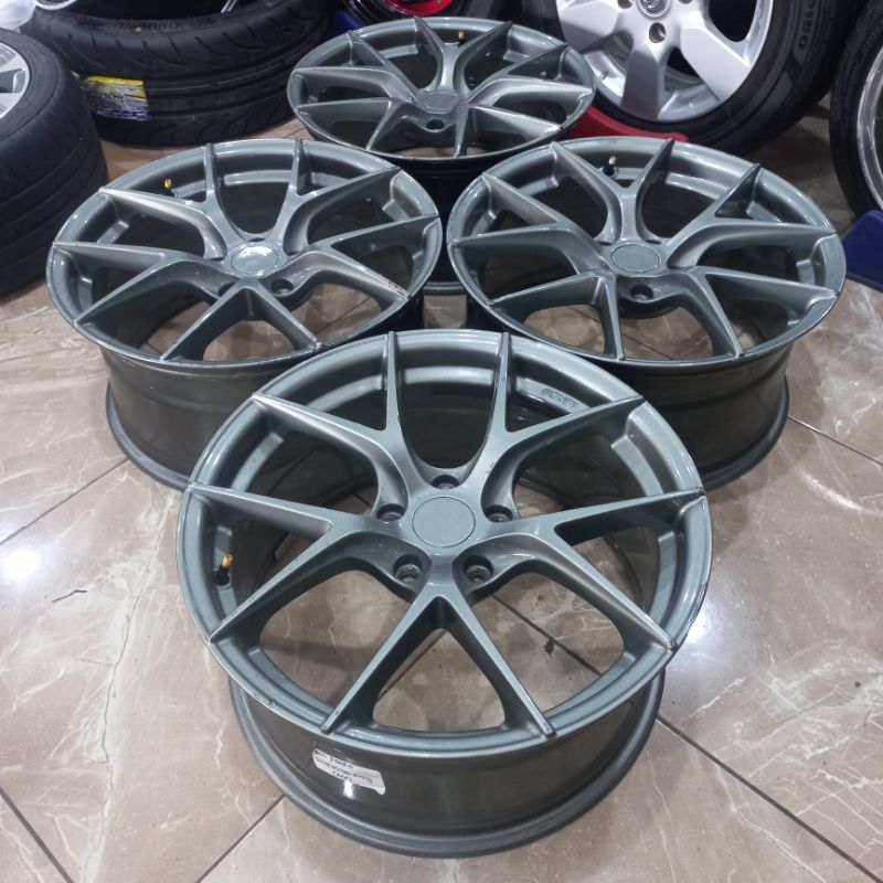 Jual VELG REP LENSO R18 BAUT 5X114.3 | PNP MOBIL HRV CRV CAMRY ORLANDO ...