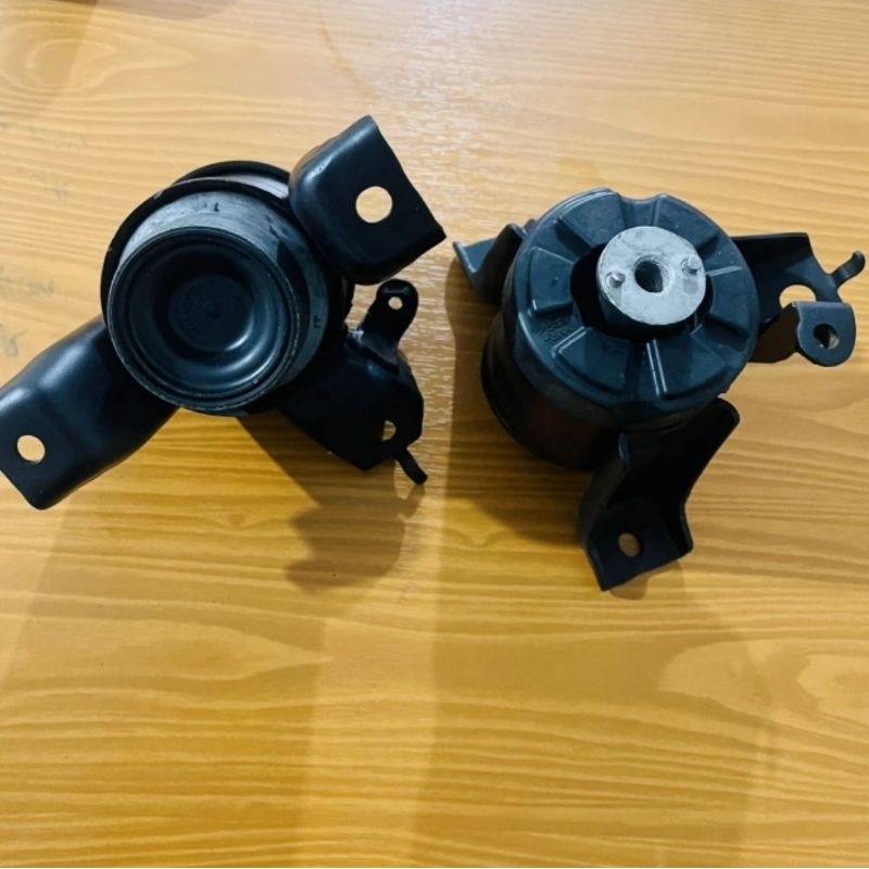 Jual Engine mounting calya sigra matic 1200 cc Kanan original | Shopee ...