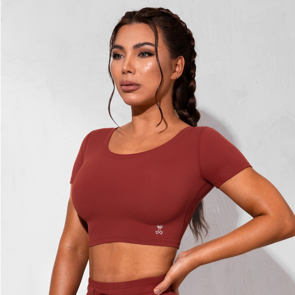 Jual PEBBLE POP CROP TOP - RUBY | Shopee Indonesia
