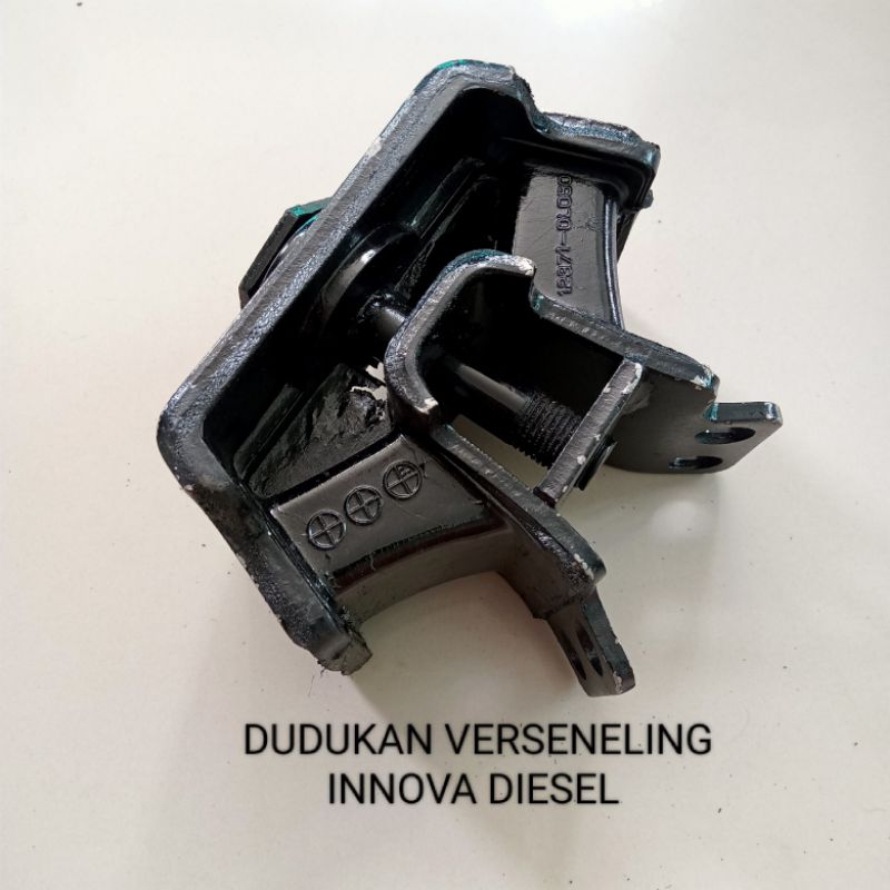 Jual TRANS MOUNTING DUDUKAN VERSENELING INNOVA DIESEL | Shopee Indonesia
