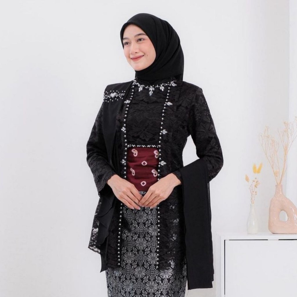 Jual Kebaya Kutubaru Laksmi Set Kebaya Modern Wisuda Lamaran Tunangan Kekinian | Shopee Indonesia