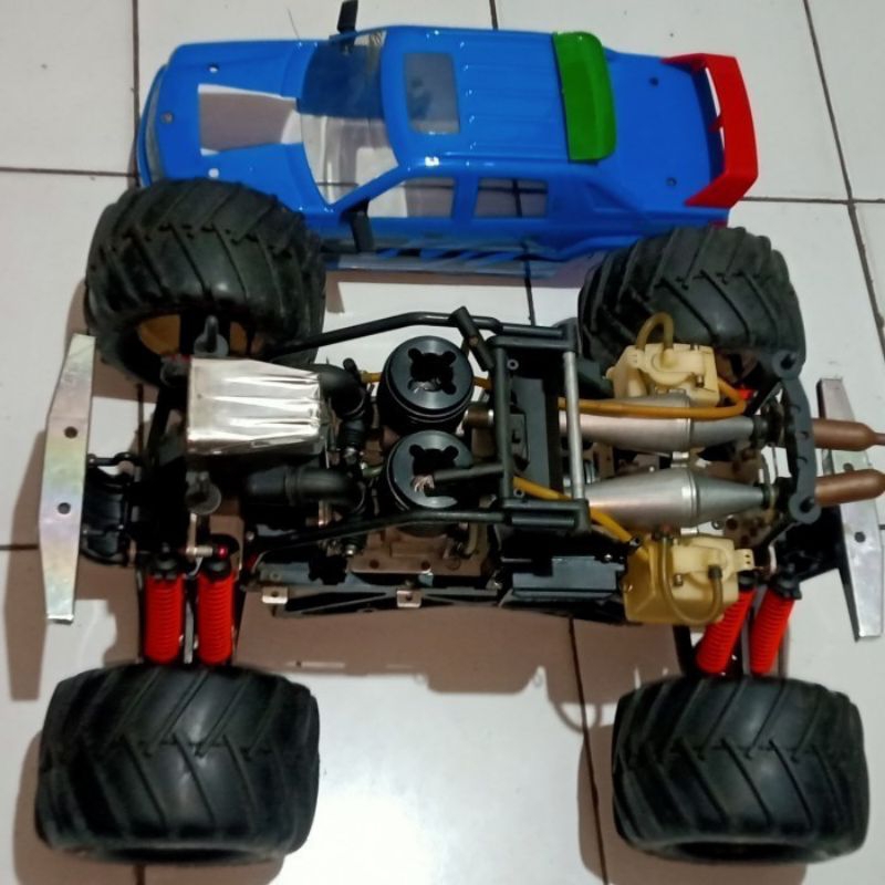 Jual kyosho giga crusher df engine kyosho monster truck 1:8 kyosho giga crusher twin nitro ...