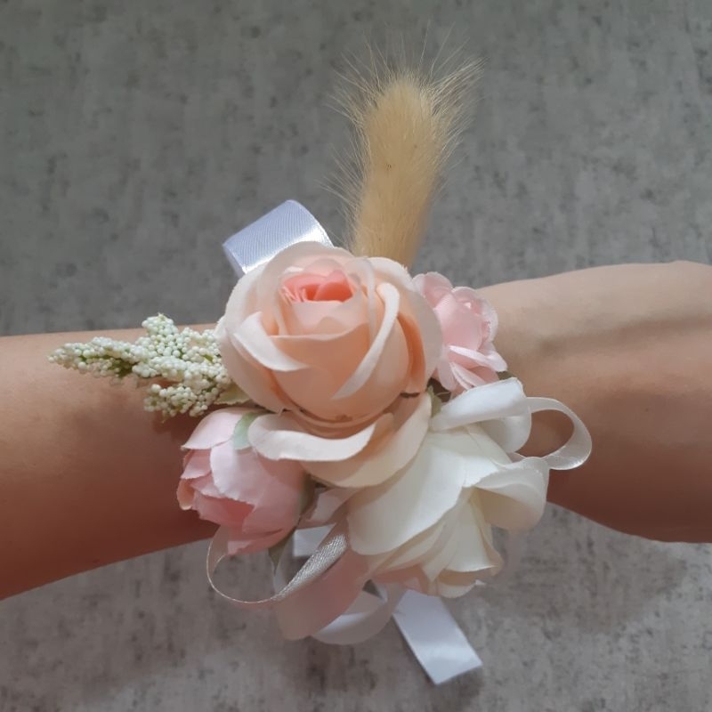 Jual [by CatFlower.id] Premium Bunga Corsage Korsase Korsage ...