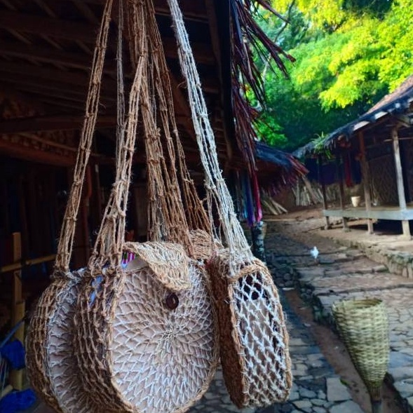 Jual Get It Tas Koja Bulat rajutan kulit kayu khas suku Baduy | Shopee ...