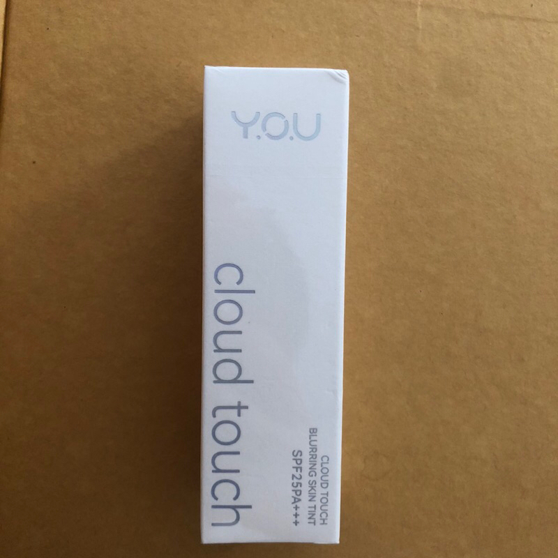 Jual YOU Cloud Touch Blurring Skin Tint Liquid Foundation (NEW ...