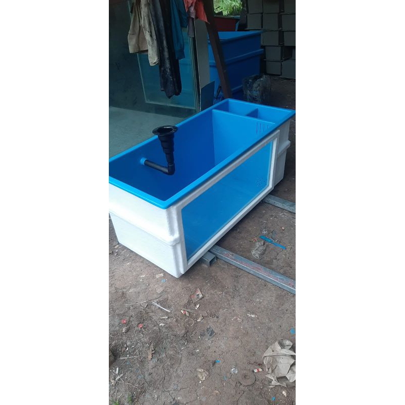 Jual kolam ikan hias fiber gelass ukuran 180x70x60 cm biru-putih ...