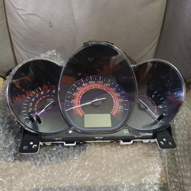 Jual Speedometer Spidometer Toyota yaris 2014-2017 original 83800-F5650 ...