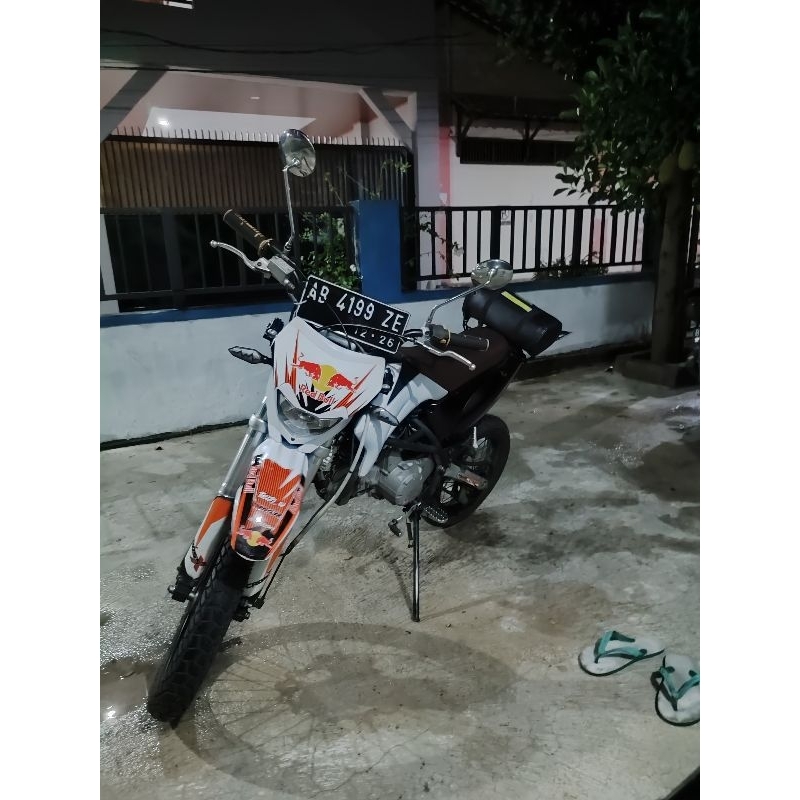 Jual motor trail viar cross x 150 sf | Shopee Indonesia