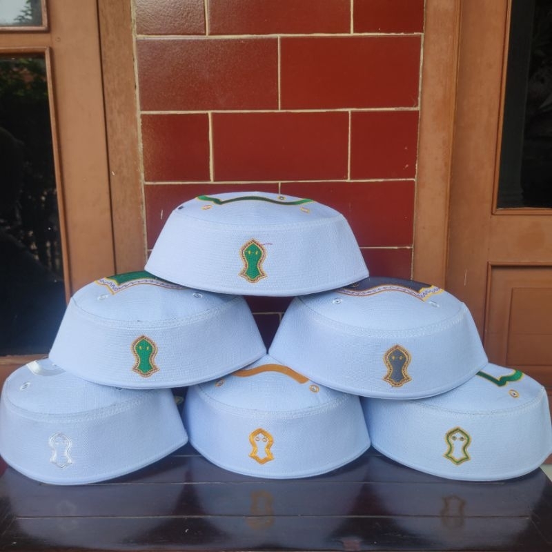 Jual MS.Shop - kopyah Malaysia peci kopeah songkok terompah putih ...