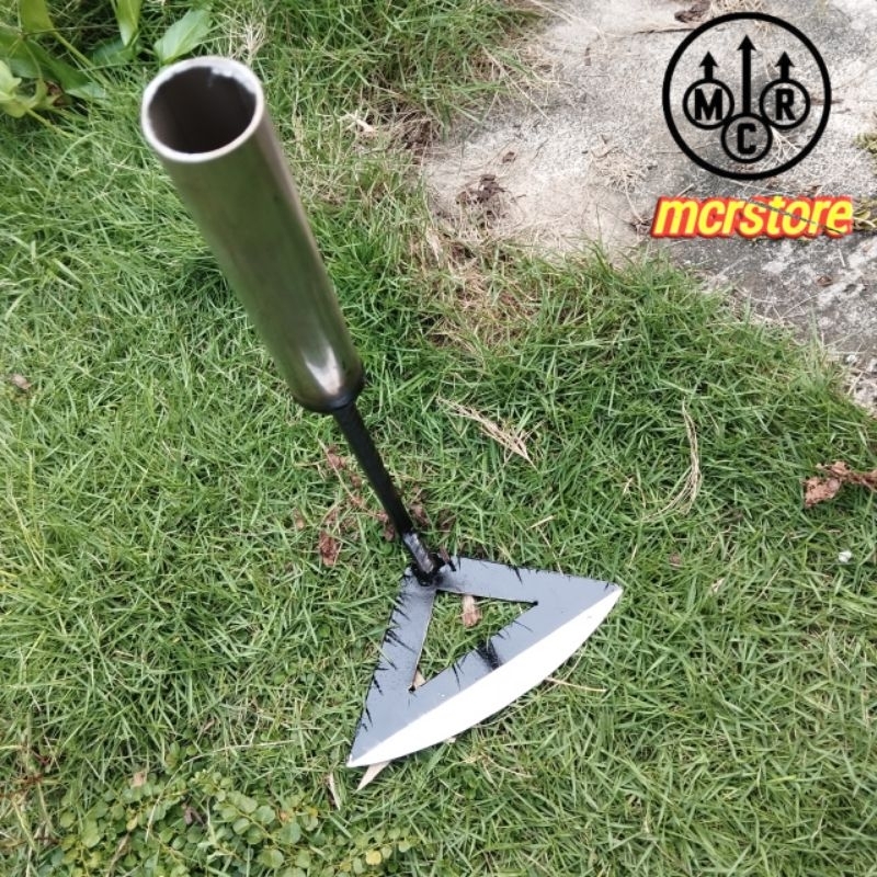 Jual Cangkul rumput lubang tengah gagang pipa besi bahan kuat dan tahan ...