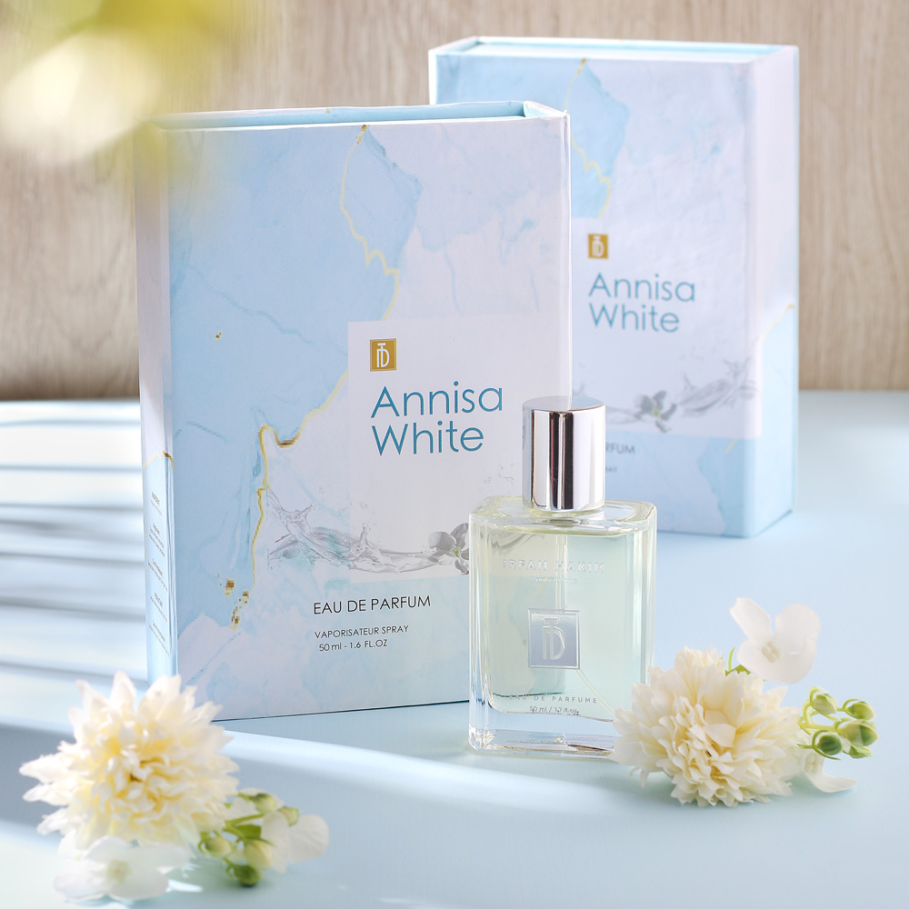 Jual Annisa White New Look - Wanita Mandiri - Eau De Perfume | Shopee ...