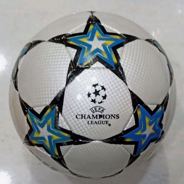 Jual Futsal size 4 bonus pentil bola.harga satuan | Shopee Indonesia