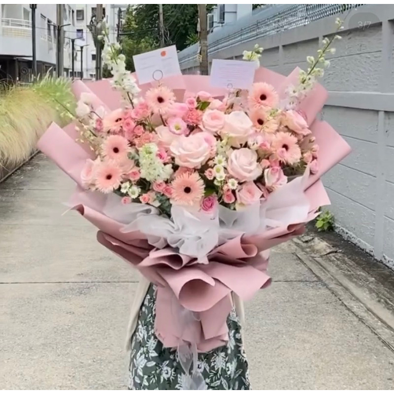 Jual Daisy of Daisy garbera with mixed roses bouquet bucket buket bunga ...