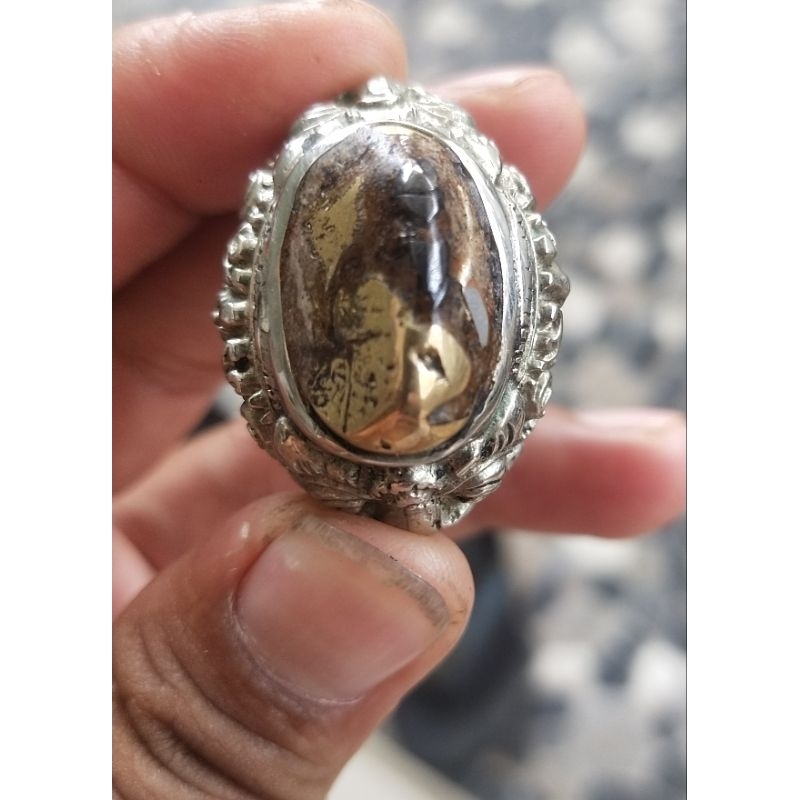 Jual Permata besi laut pncadatu besi kuning | Shopee Indonesia