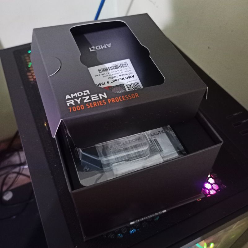Jual PROCESSOR RYZEN 9 7950X SECOND | Shopee Indonesia