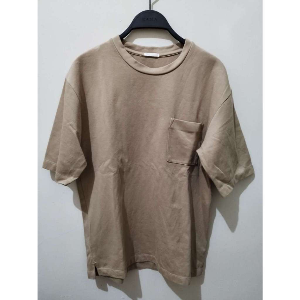 Jual Kaos GU Pocket Made in Bangladesh | Shopee Indonesia