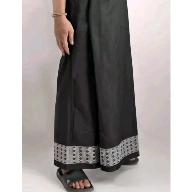Jual SARUNG TENUN HITAM POLOS DOBBY SABUK DEWASA | SARUNG TENUN SONGKET ...